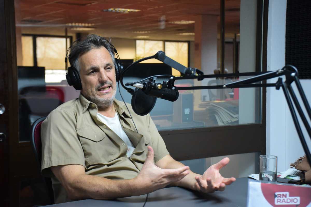 Nacho Gadano propone «Sucesos», una trilogía que lleva a escena a Camus ...