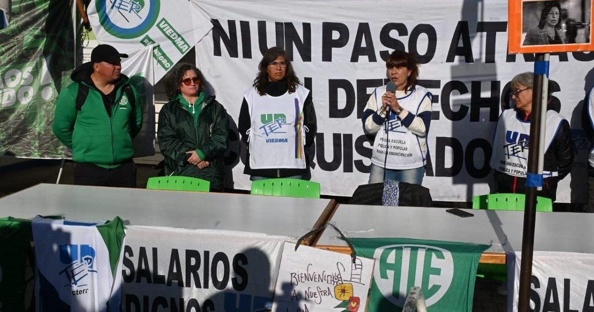 Conflicto en Río Negro: Unter y ATE protestan en Viedma contra el ...