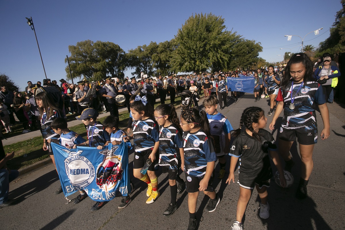 Aniversario de Viedma y Patagones: las mejores imágenes del desfile ...