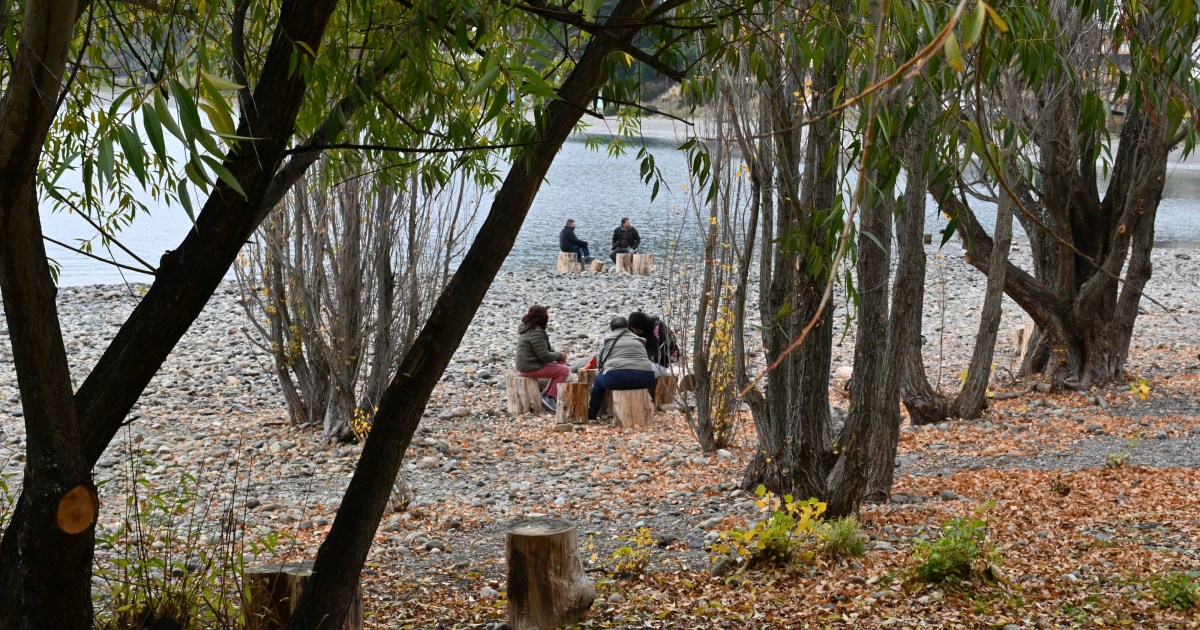 El municipio de Bariloche inauguró un nuevo paseo costero en Playa Bonita - Diario Río Negro