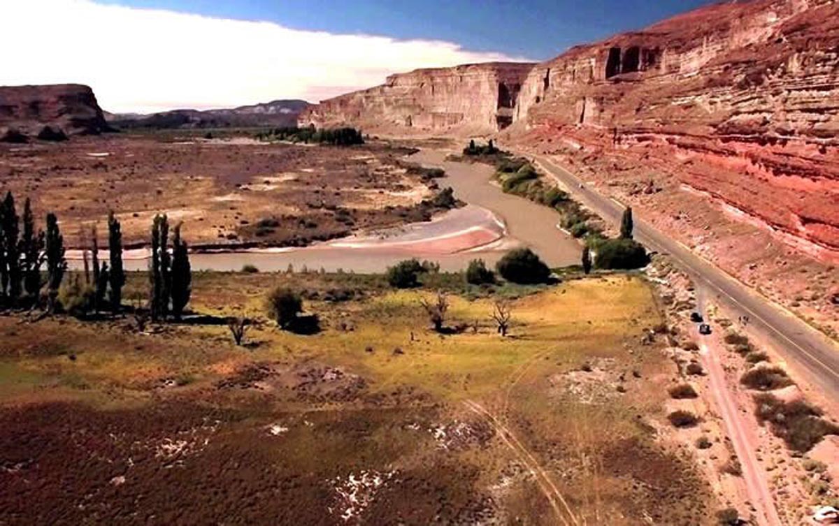 Descubrí la Ruta 25, la joya de la Patagonia que une el mar con la ...