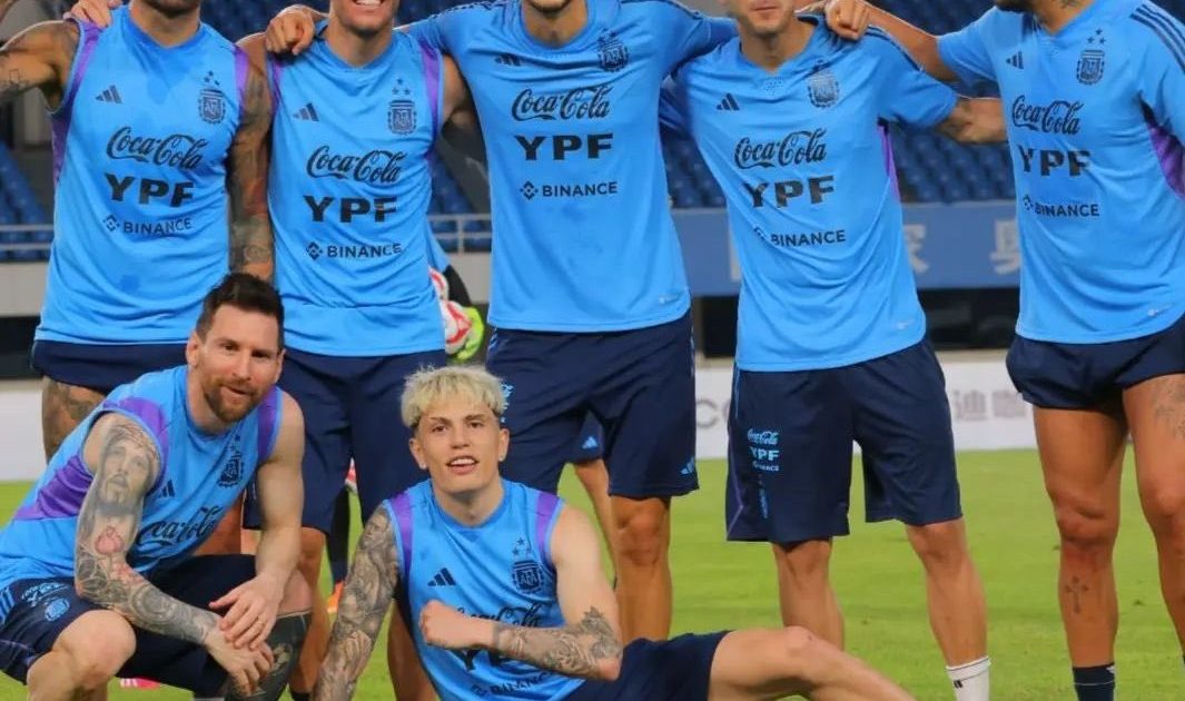 Lionel Messi y Alejandro Garnacho, un equipo que ya es ganador con la ...