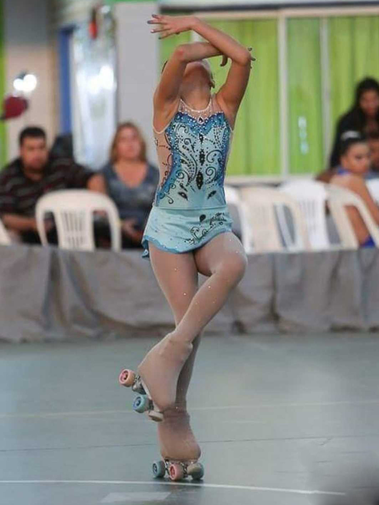 Josefina, la patinadora de Regina que representa al país en los ...