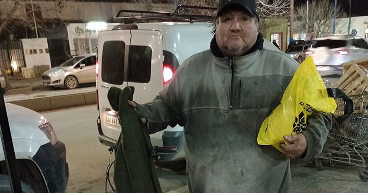 Roca is joined by René, a renowned dancer who is going through a ...