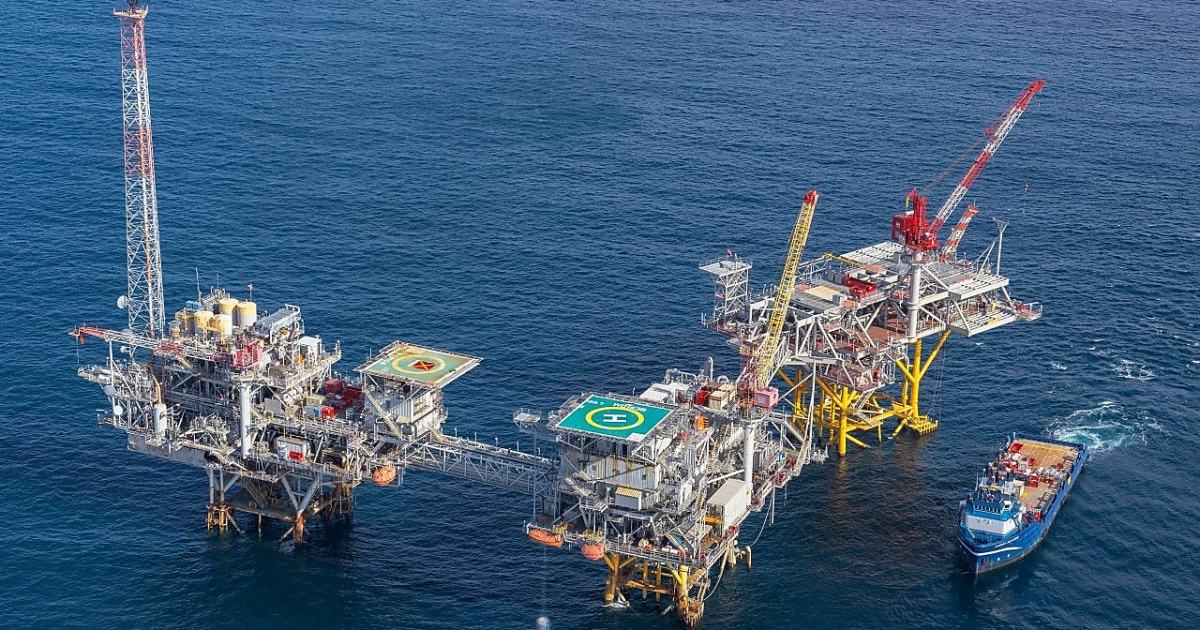 Shell presentó ganancias un 50% más bajas por la disminución de precios ...