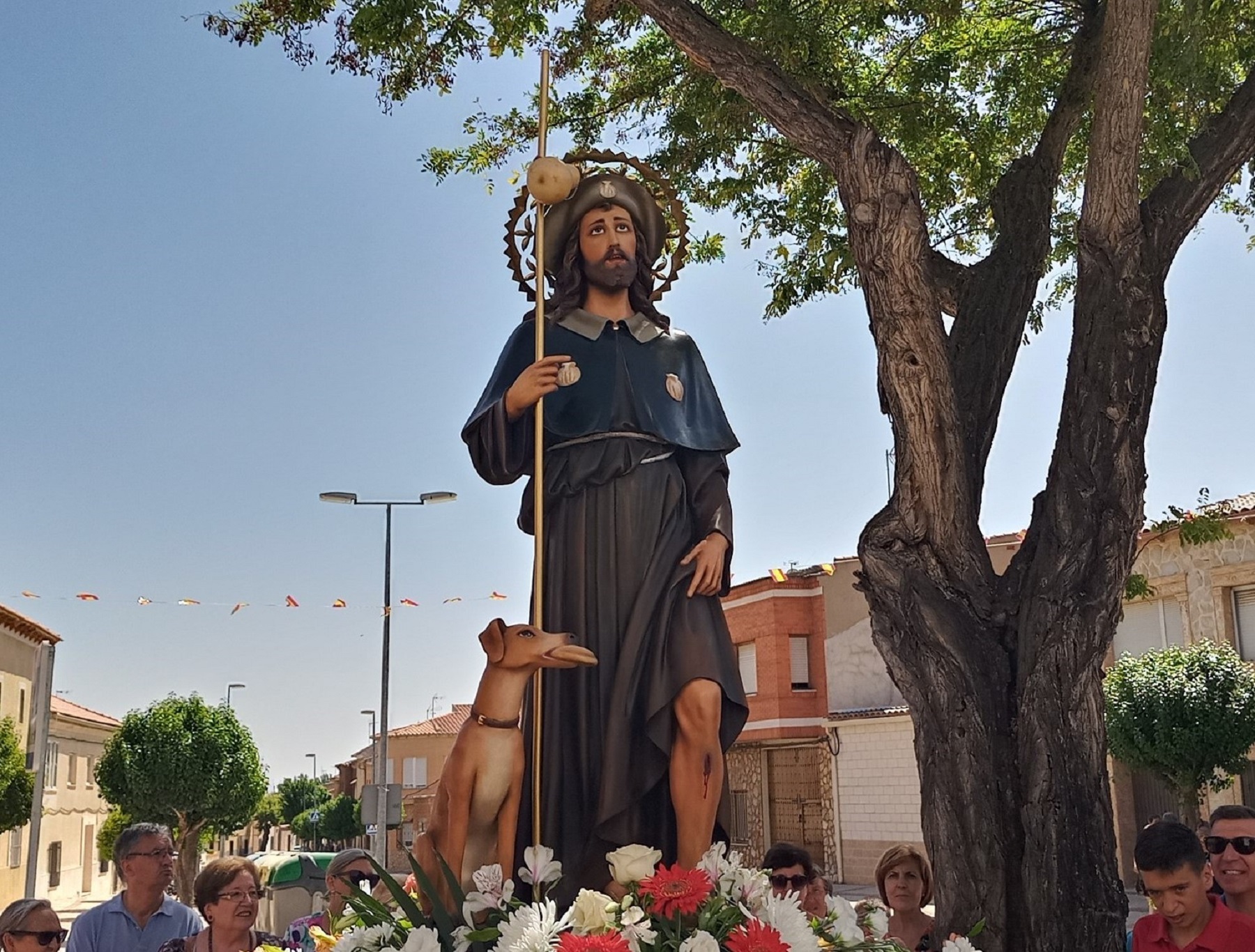 San Roque: el santo que da esperanza y protección a nuestros perros ...