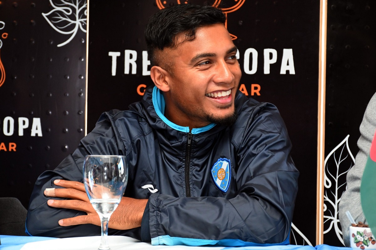 Cómo juega Jamal Bhuyan, el capitán de Bangladesh que llegó a Sol de ...