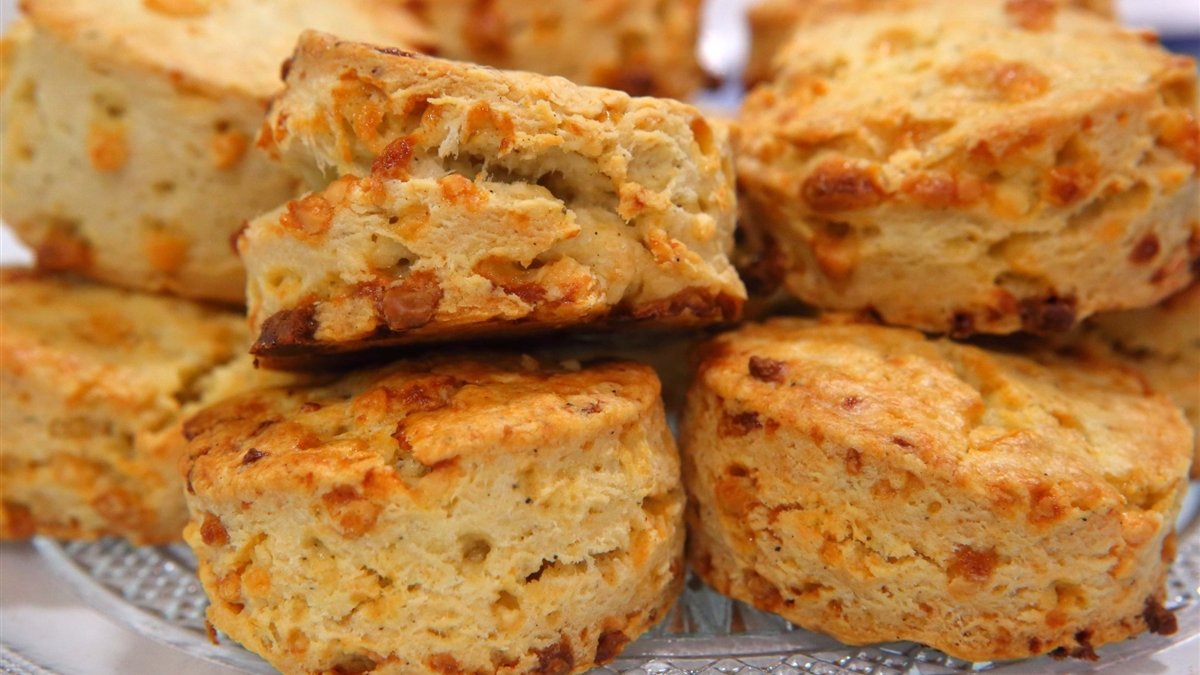 Llueve, ideal para un té con scons: la receta del maestro Gross ...