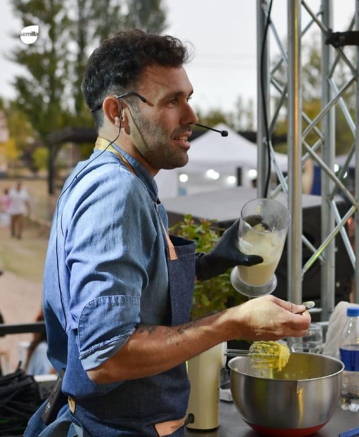 Coni Navarro, el chef multifacético de Roca - Diario Río Negro