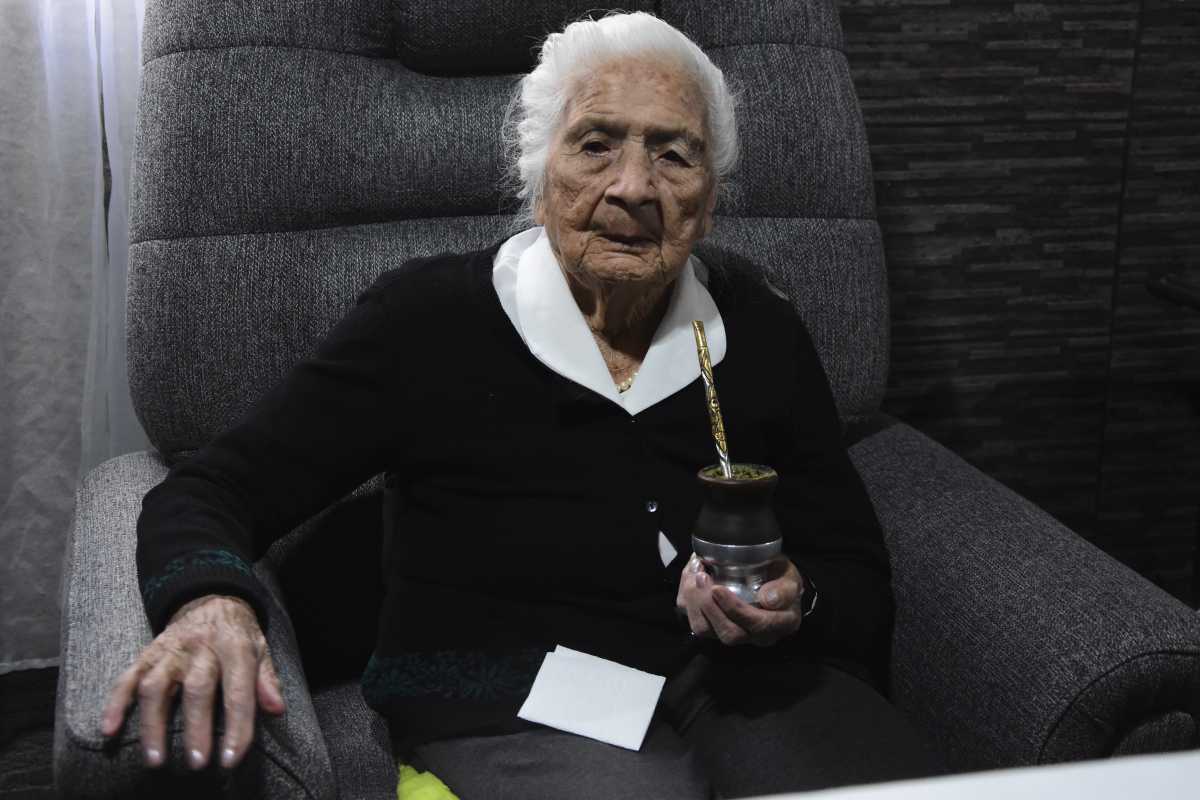 Arsenia, la mujer centenaria: 100 años de vida y sacrificio entre las ...