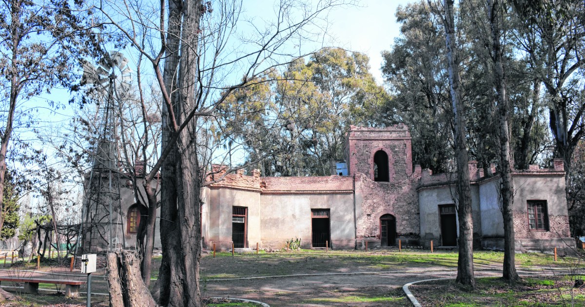 Torre Talero, la historia impresa en la piedra - Diario Río Negro