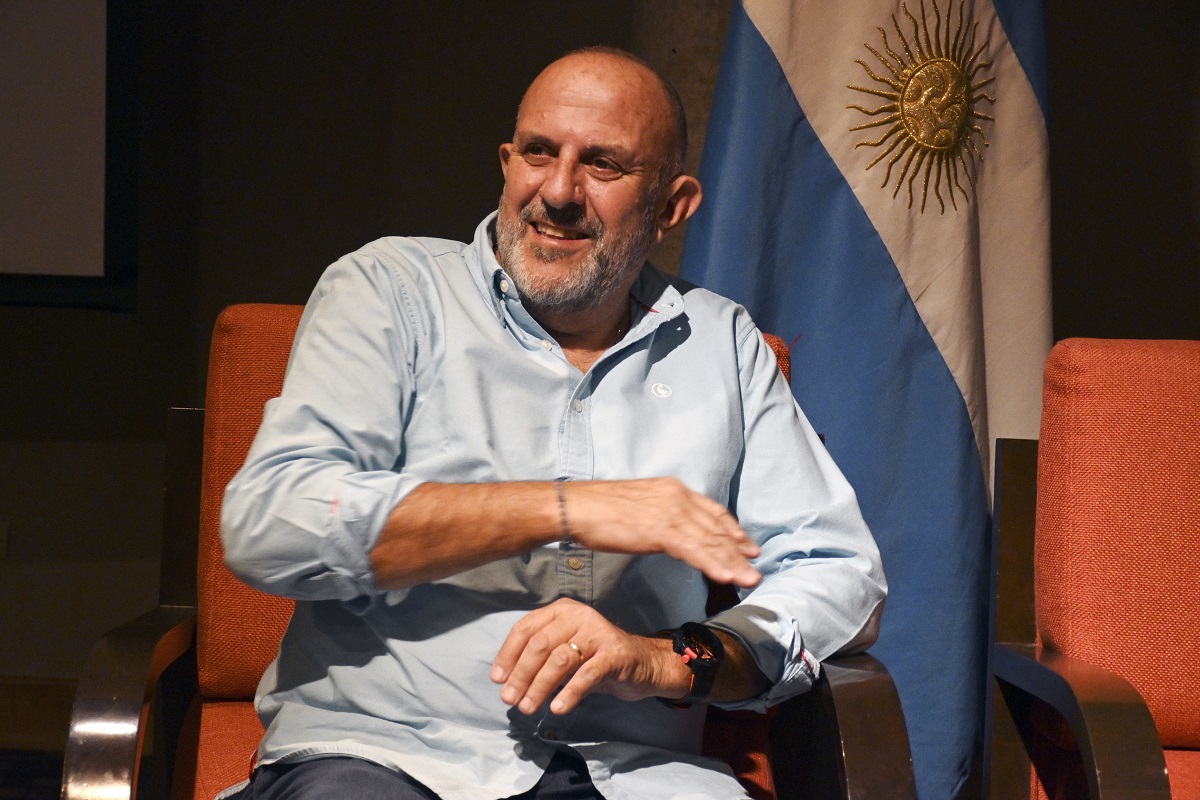 Capozzi confiado en llegar a Diputados, habla de “los padres de la ...