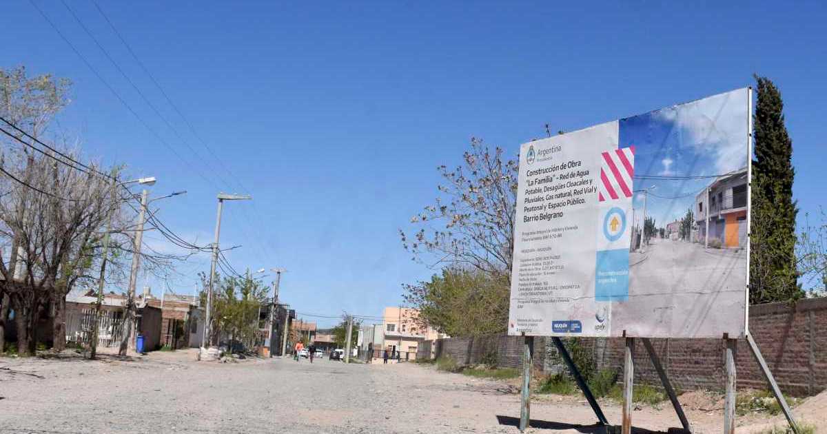 Un barrio de Neuquén cumplió la mayoría de edad, pero no cuenta aún con ...