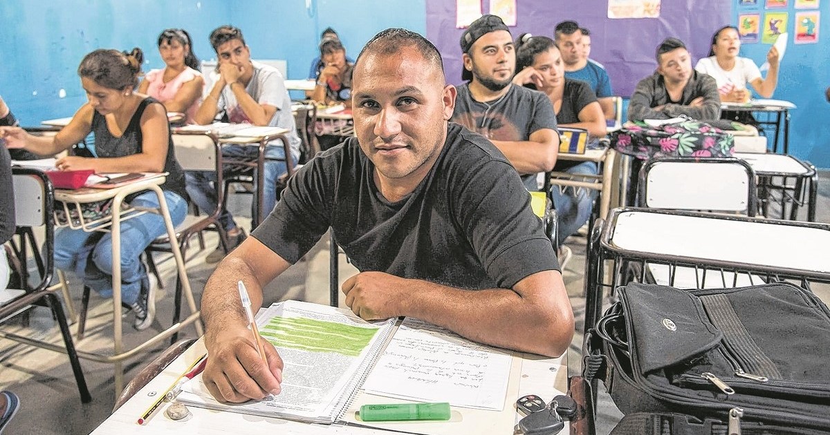 Historia de la educación popular de jóvenes y adultos/as - Diario Río Negro