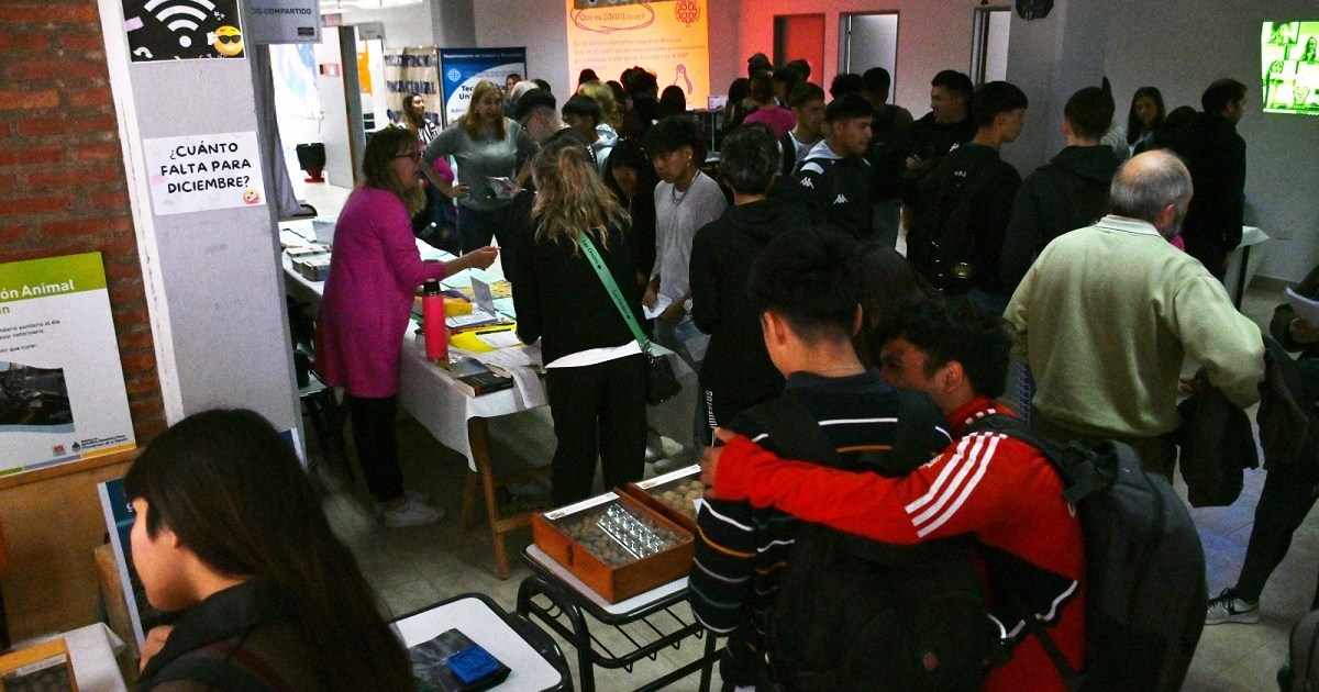 Expo Curza en Viedma: cuál es la oferta académica de la Universidad del ...
