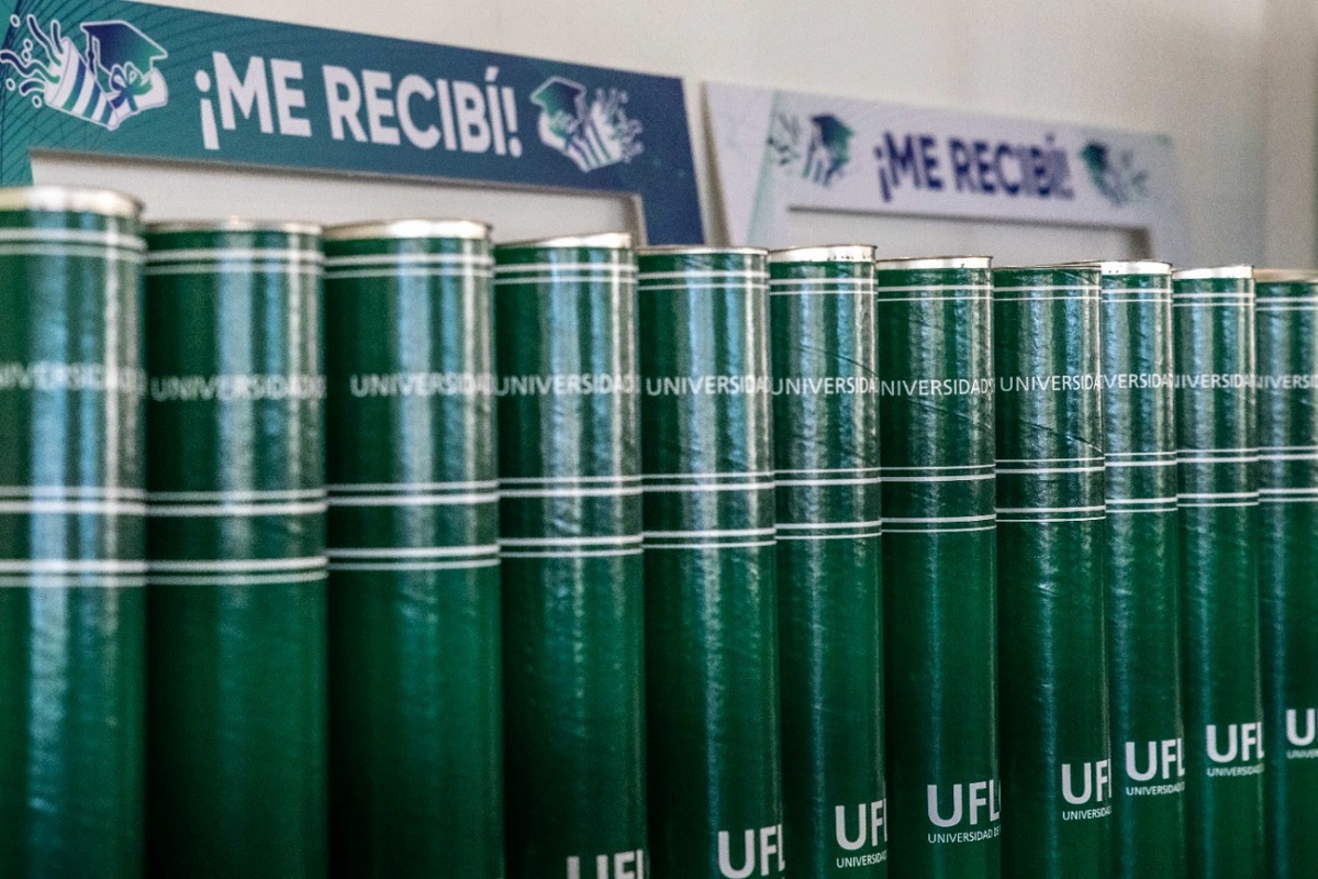 La región cuenta con nuevos profesionales graduados de la UFLO - Diario ...