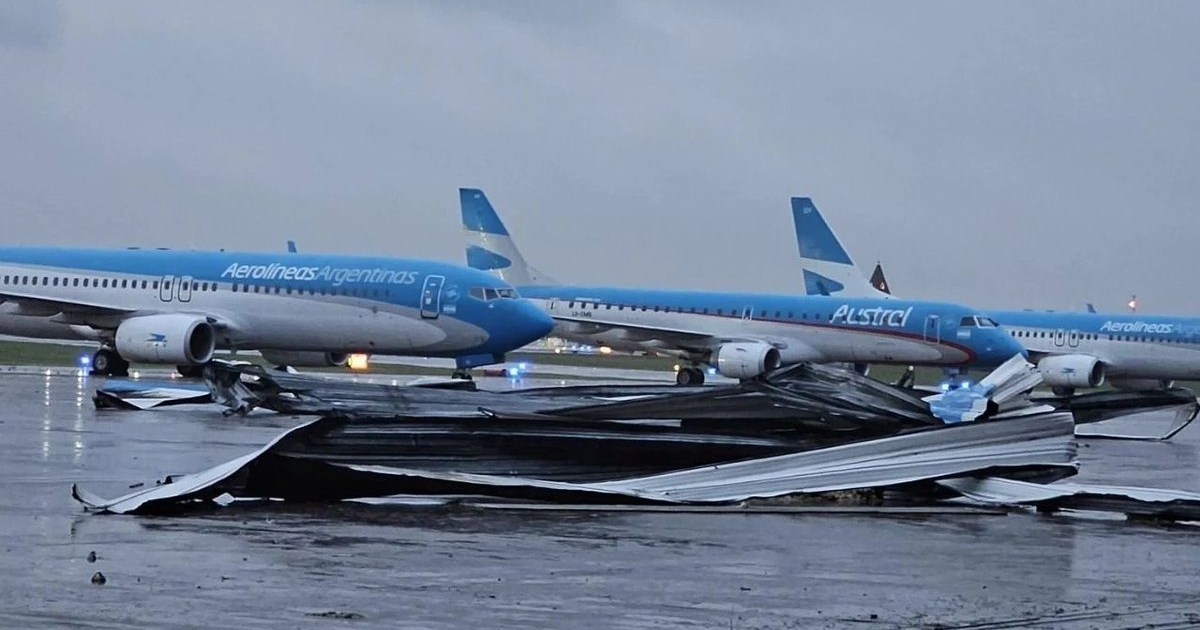 El temporal en Buenos Aires dañó 20 aviones de Aerolíneas Argentinas ...