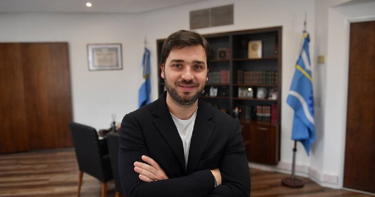 Asume hoy Ignacio Torres, el gobernador más joven de la historia de ...