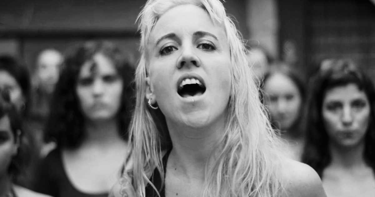 Popen: el lado A y B de maternar hecha canción - Diario Río Negro