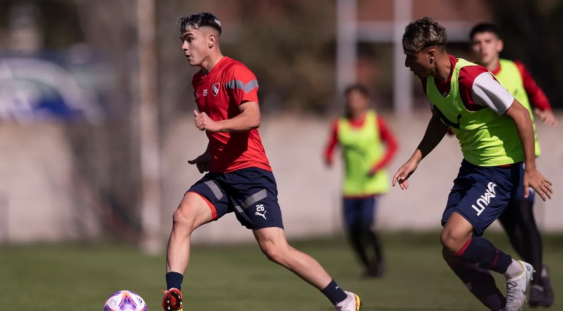 La importante decisión que tomó Independiente con Santiago López para ...