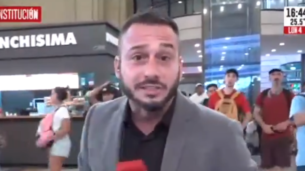 El fuerte descargo en vivo de un notero de Crónica TV: «Vos porque ...