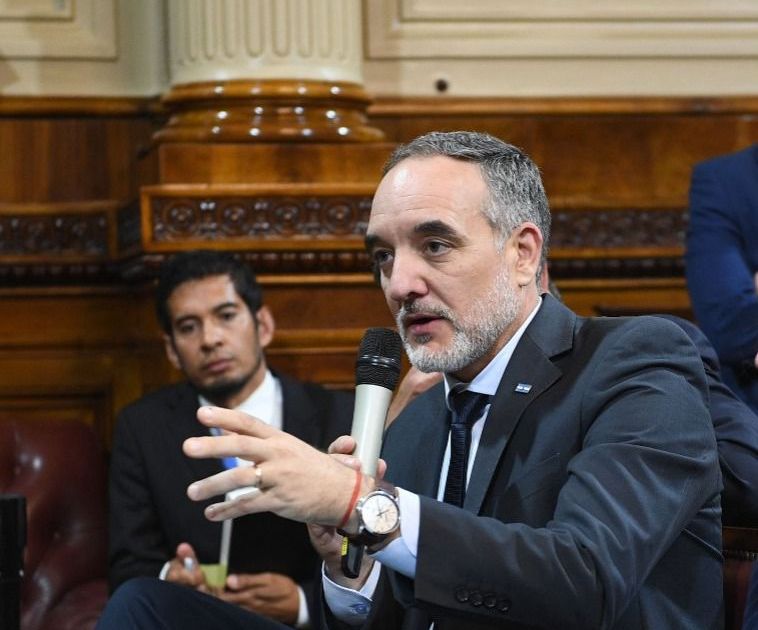 Doñate, sin diálogo con Weretilneck pero confiando en los “grandes acuerdos”, incluso para ...