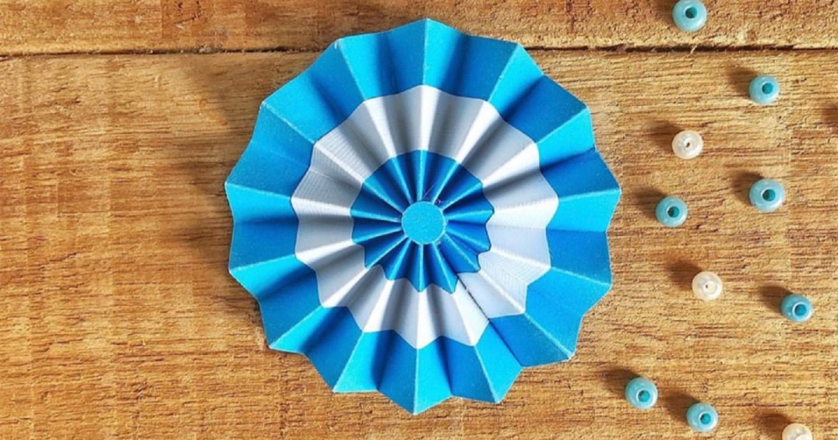How to make a paper rosette on May 25, step-by-step: Long stay the ...