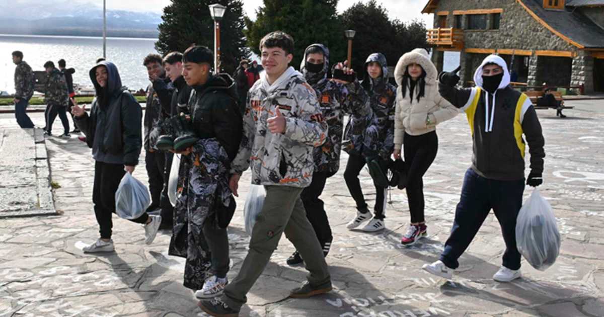 ¡Bariló, Bariló!: llegaron los primeros egresados a Bariloche y se ...