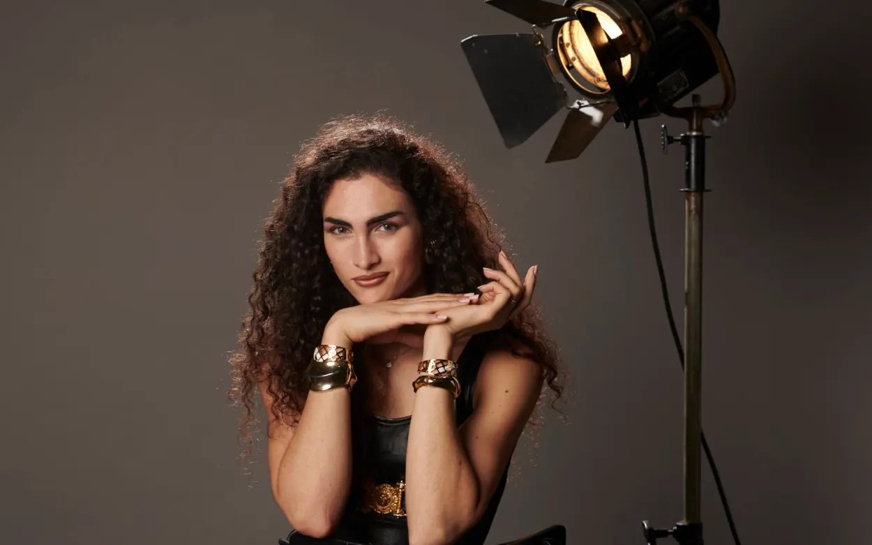 Cómo es «Cris Miró (Ella)», la biopic de la primera mujer trans del ...