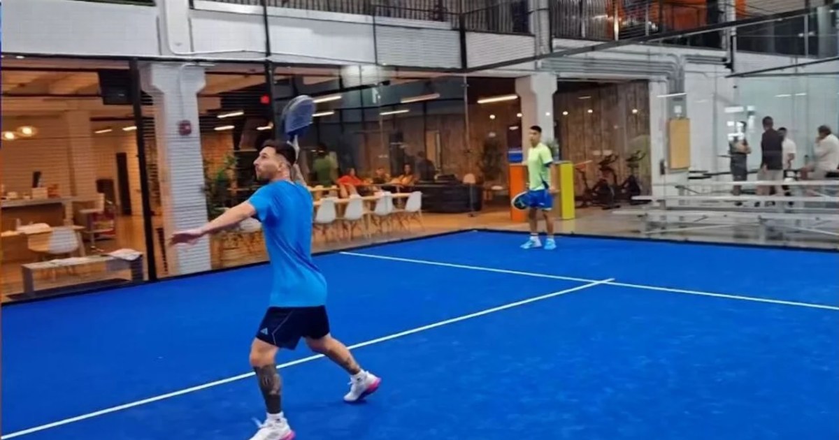 El inédito video de Lionel Messi jugando al pádel con Luis Suárez en ...