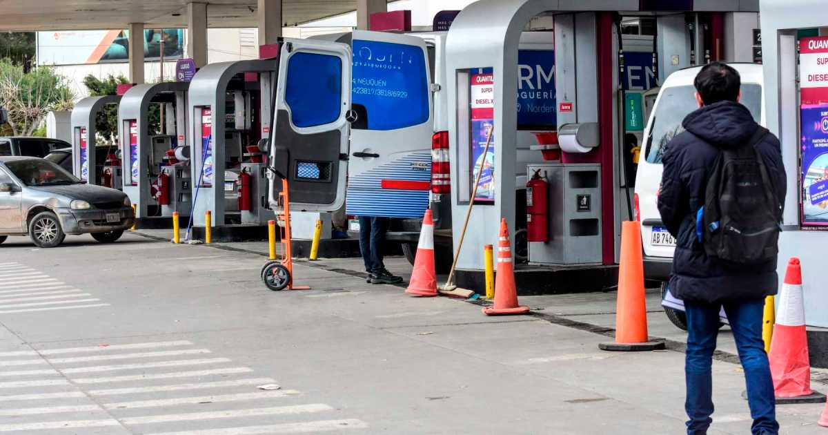 Aumento de combustibles: el Gobierno oficializó una nueva suba del impuesto a la nafta y gasoil ...