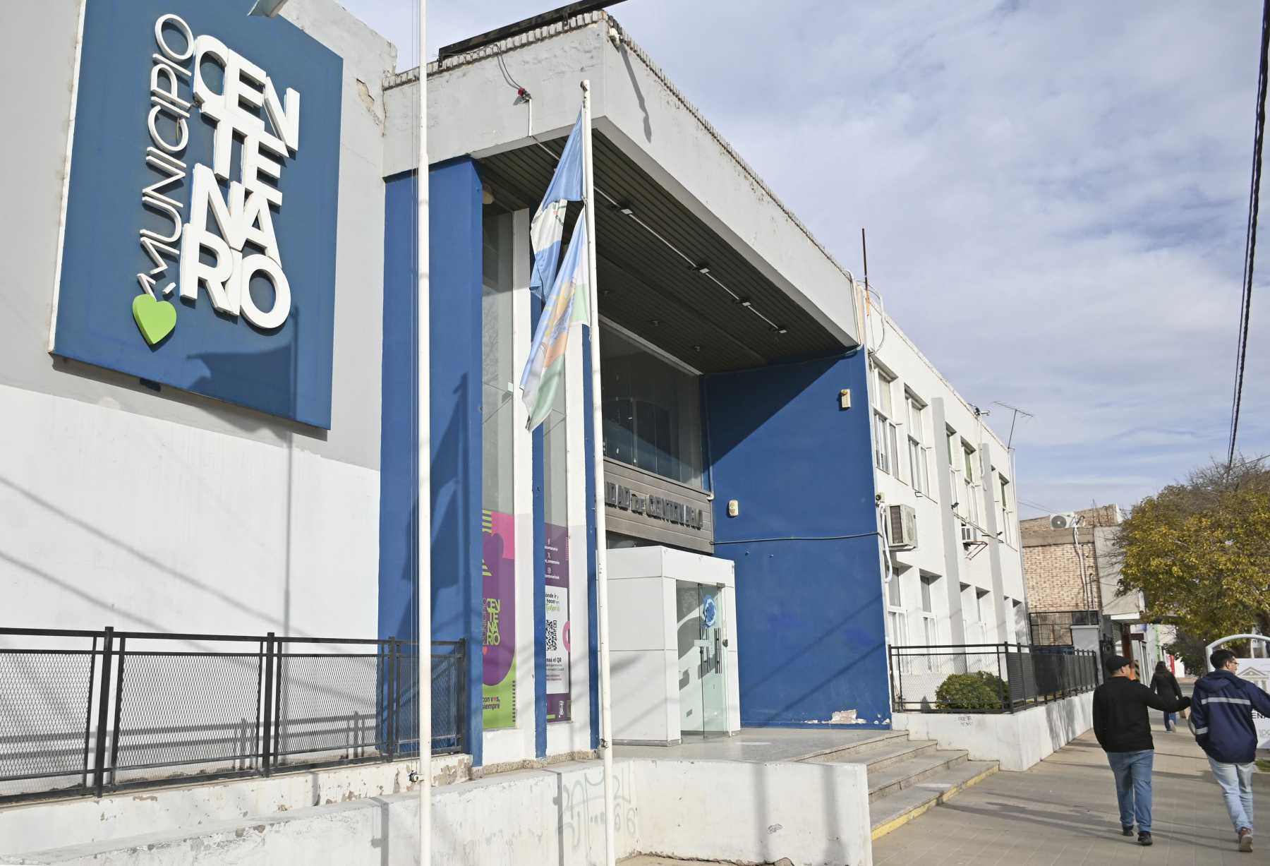 En Centenario se suspendió la celebración del aniversario por una toma ...