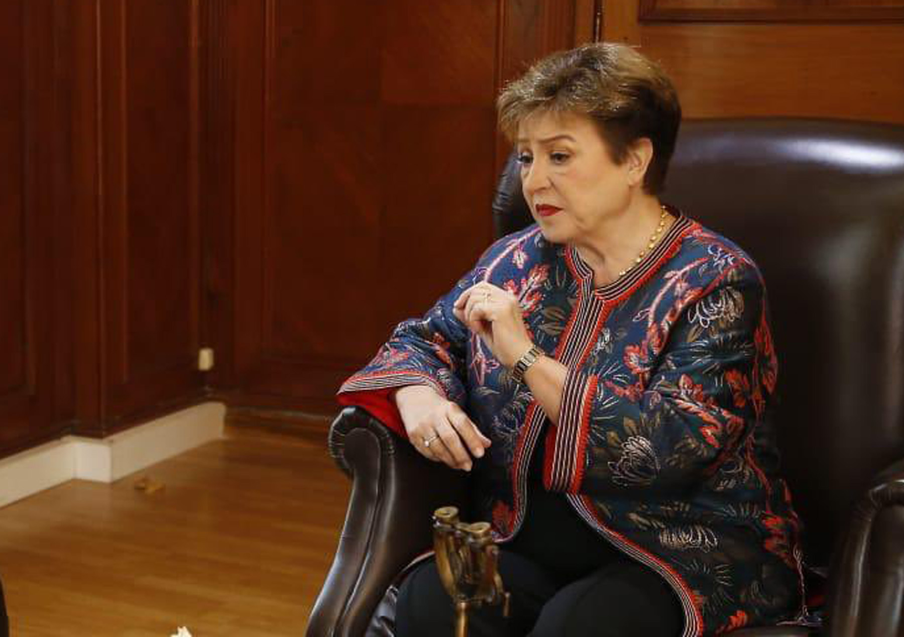 La curiosa foto de Kristalina Georgieva y Luis Caputo que explotó en ...