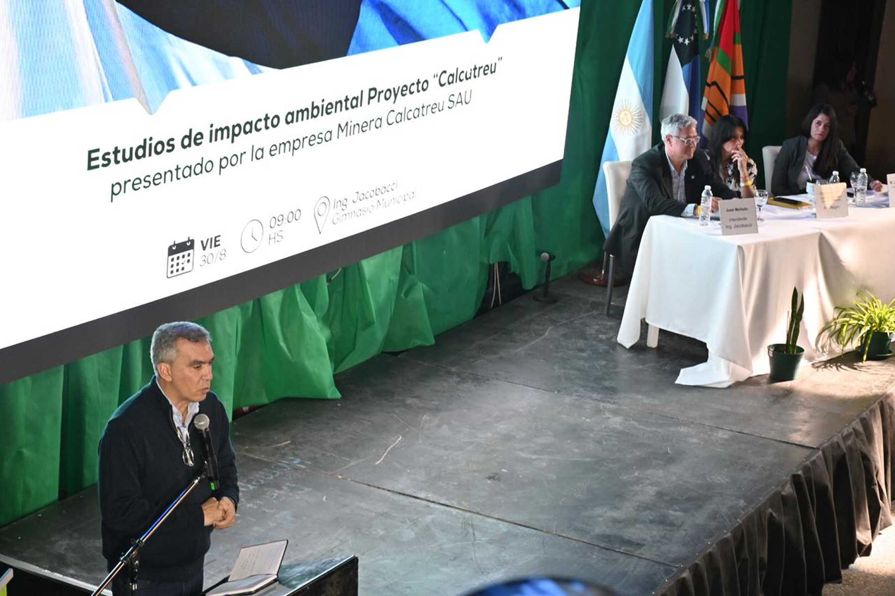 Weretilneck se ilusiona con Calcatreu y destacó una «valiente decisión ...