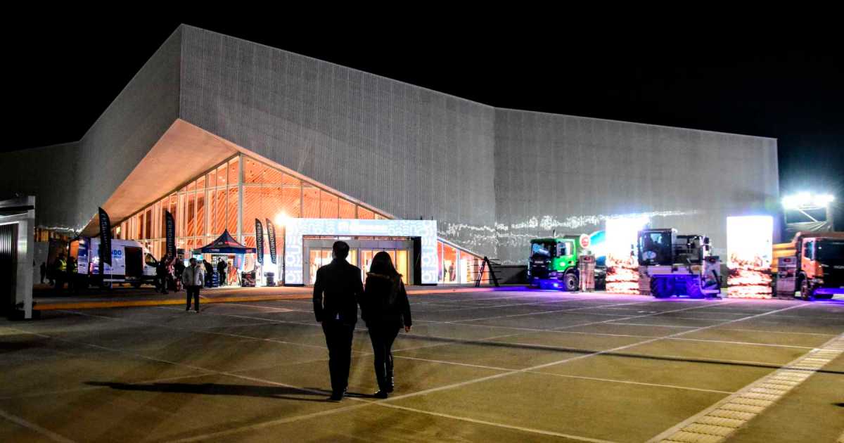 Edifica Neuquén 2024, en fotos: gran convocatoria en el primer día del evento sobre construcción ...