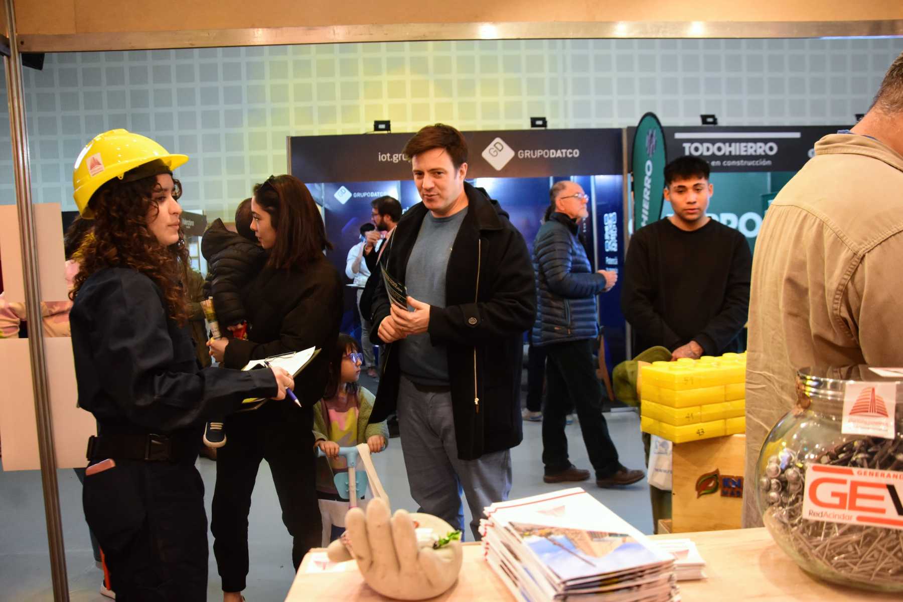 Edifica Neuquén 2024, en fotos: gran convocatoria en el primer día del evento sobre construcción ...