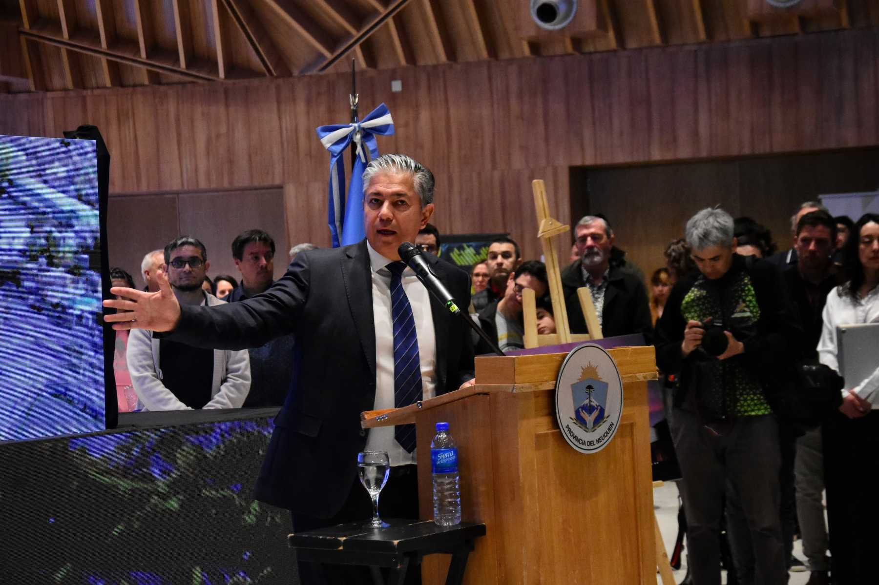 Edifica Neuquén 2024, en fotos: gran convocatoria en el primer día del evento sobre construcción ...