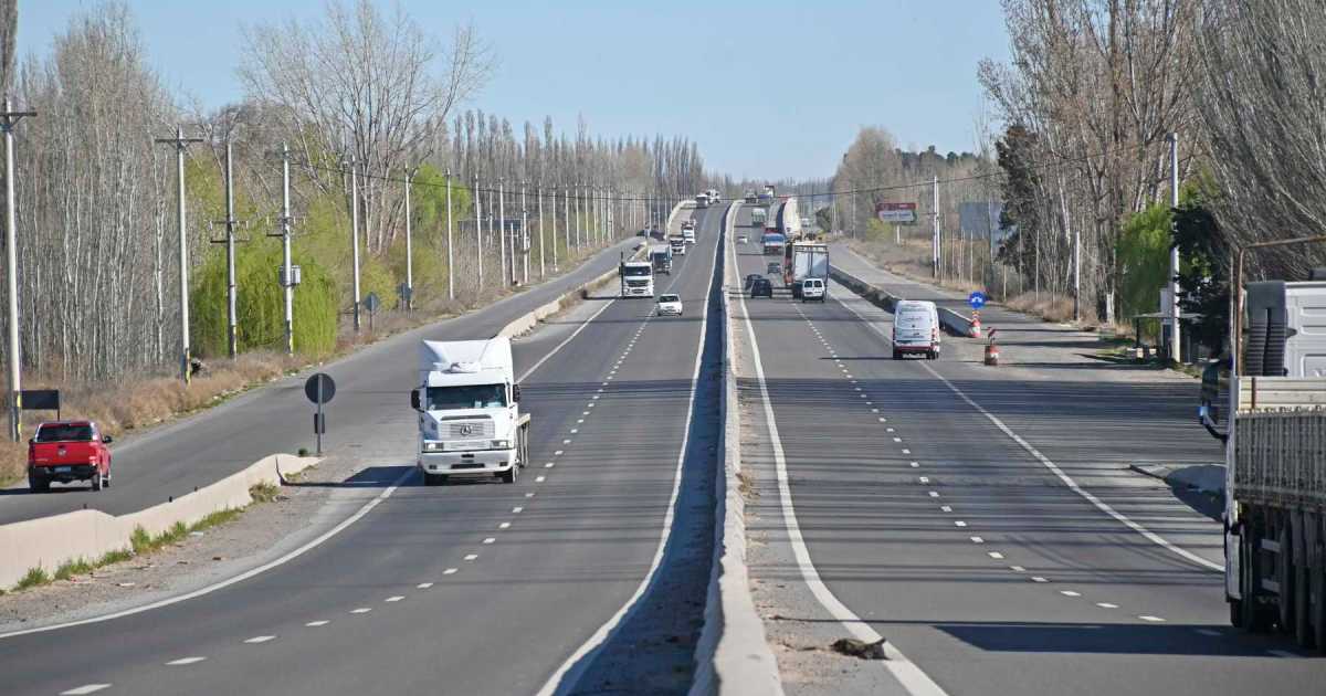 Cuestionan el acuerdo para construir puentes elevados en la Ruta 22 en ...