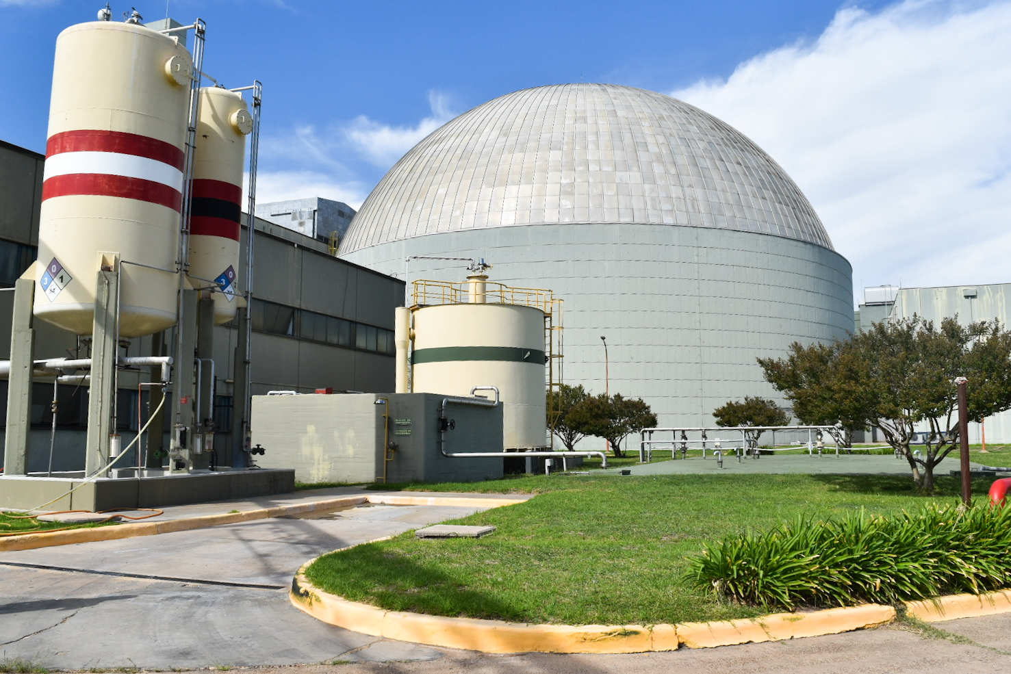 Atucha I: la primera central nuclear de América Latina parará sus ...