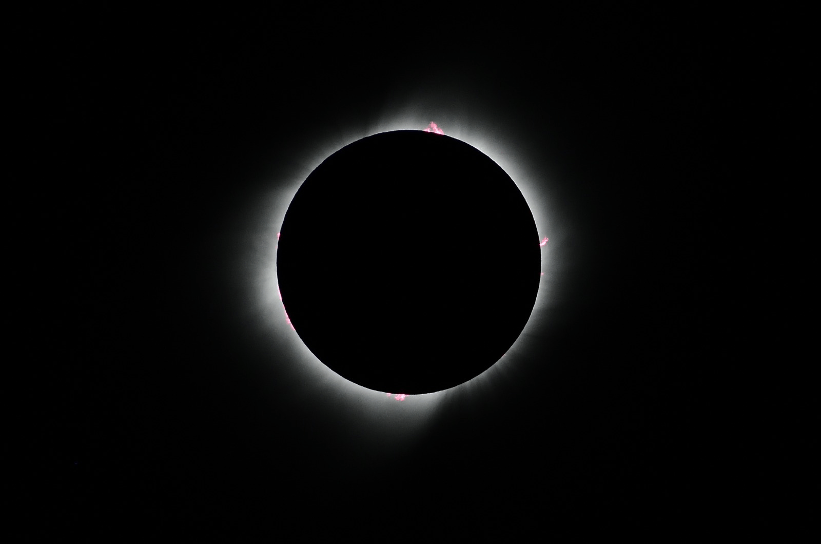 Eclipse solar anular 2024: qué es el «anillo de fuego» y cómo ...