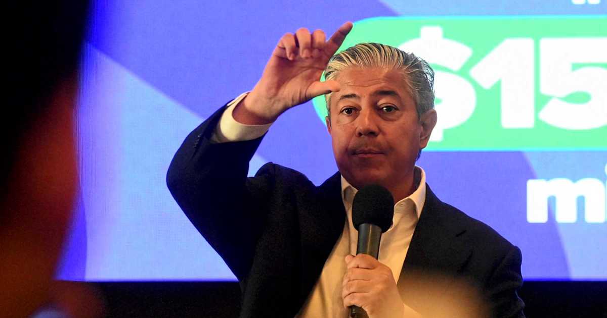 En vivo | Rolando Figueroa presenta el balance de su primer año de ...