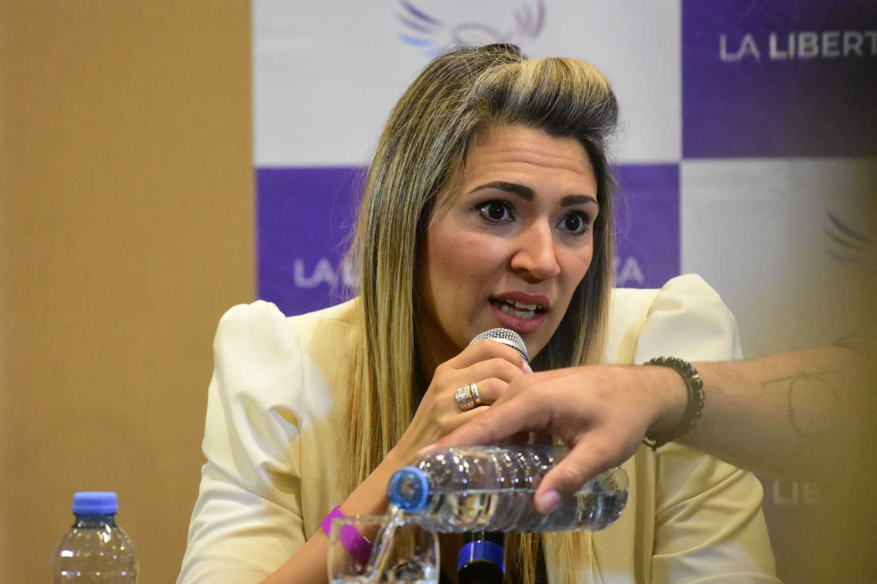 La Libertad Avanza en Neuquén cerró el 2024 sin sello y se ajustan los ...