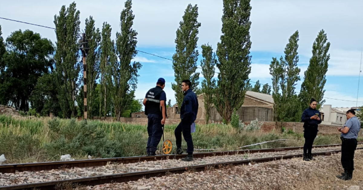 Quién era el hombre que fue encontrado muerto cerca de las vías del ...