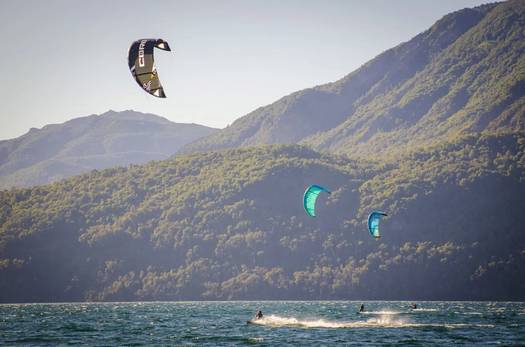 Descubrí una de las playas más lindas de la Patagonia a minutos de San ...