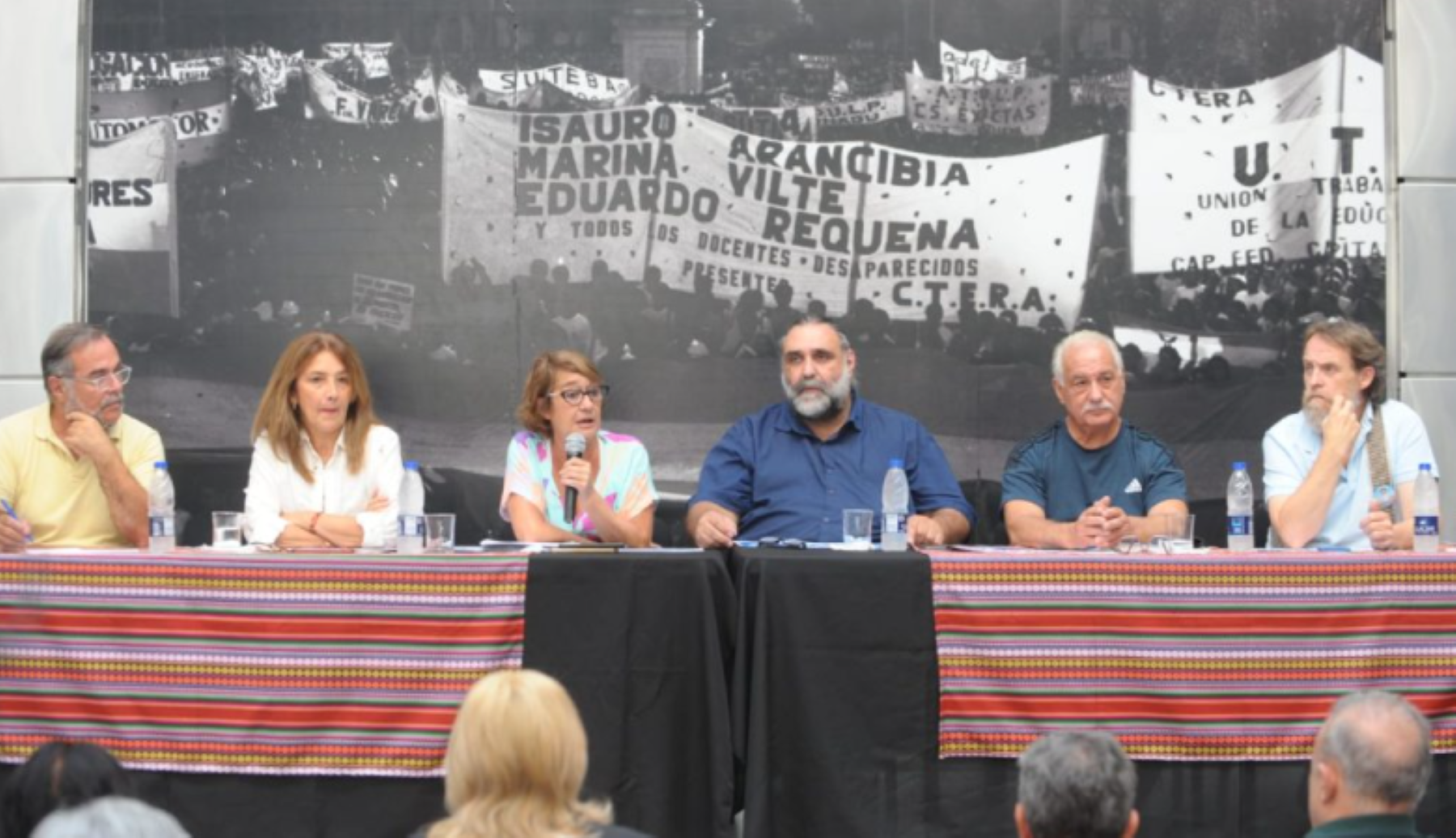 Paro docente este lunes 24 de febrero: quiénes se unen en Neuquén y Río ...