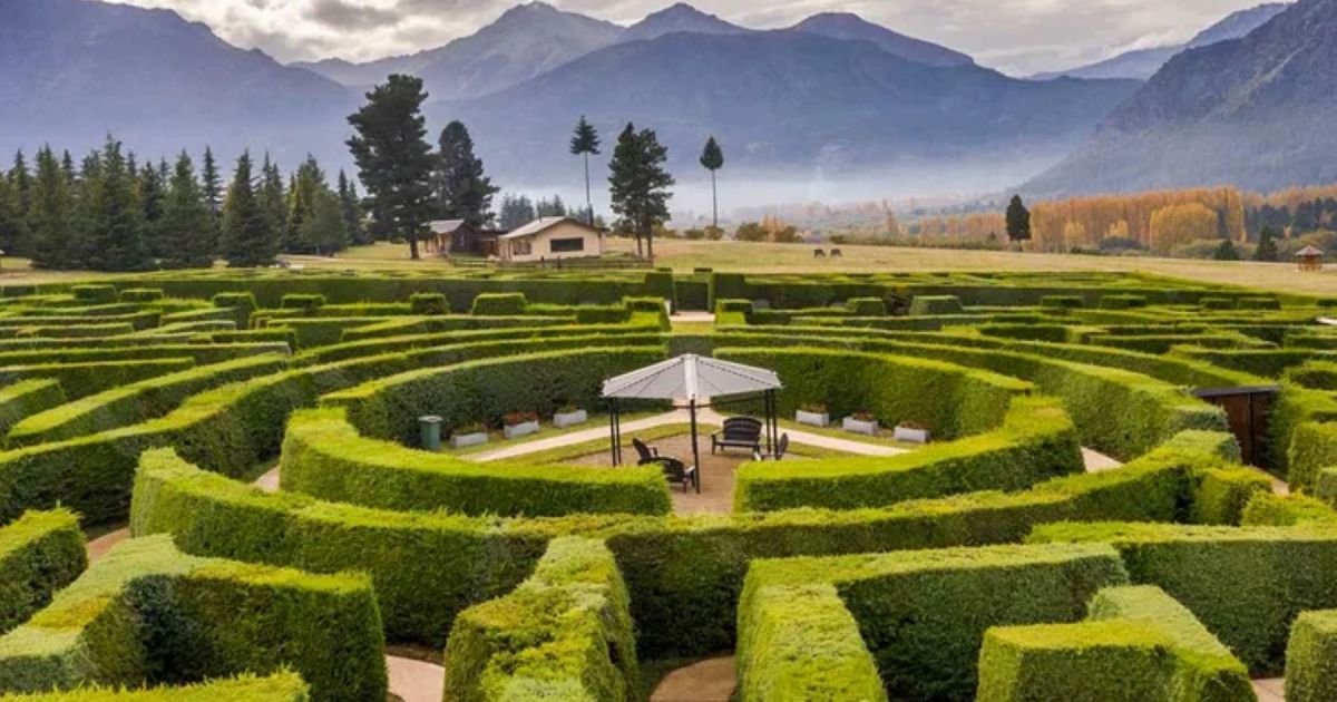 Descubrí el destino de moda en la Patagonia con su impactante laberinto ...