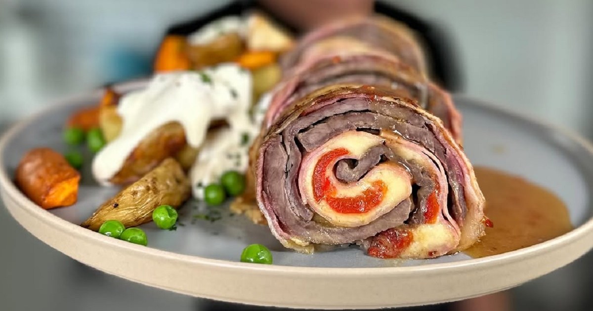 Cómo hacer un arrollado de carne envuelto en panceta en la freidora de ...