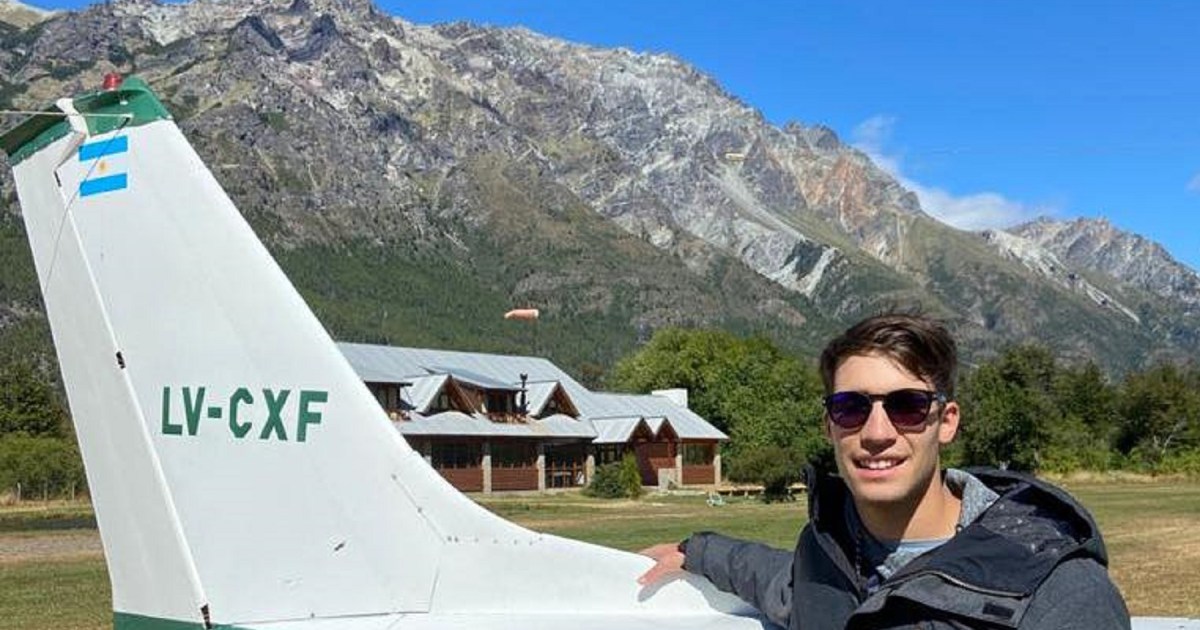 La desgarradora despedida de la familia de Juan Molla Klein, el piloto ...