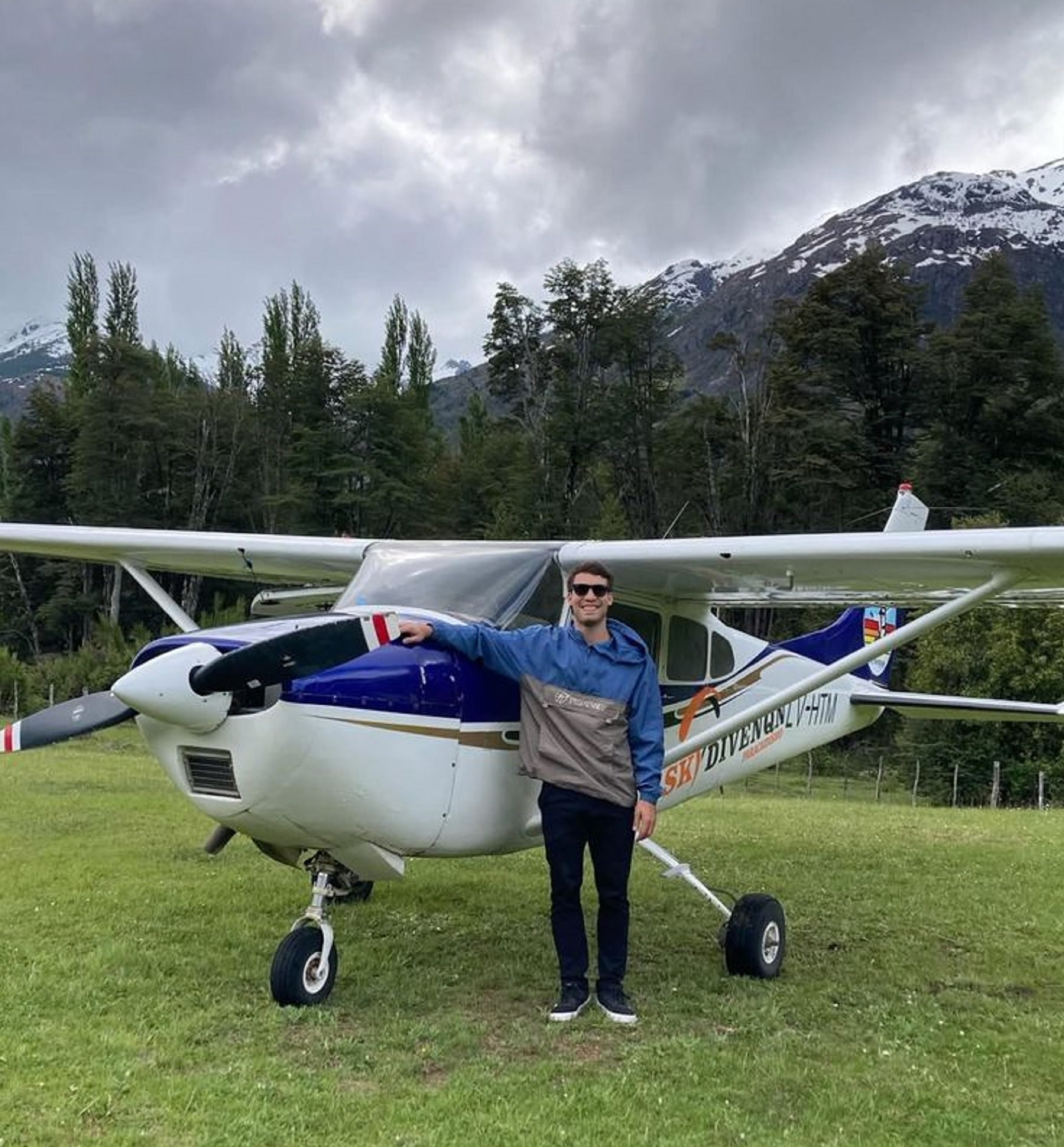 Quién era el hombre que murió por el accidente con la avioneta en Allen ...
