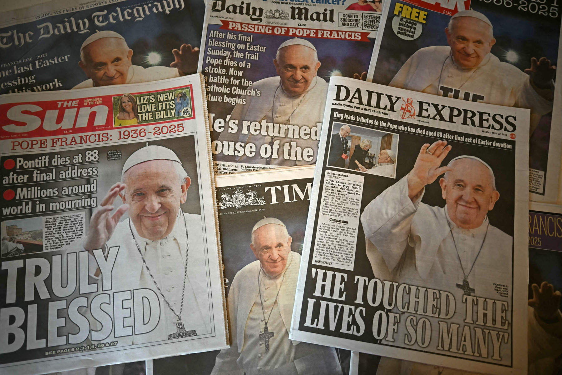 Cómo reflejaron las tapas de diarios del mundo la noticia de la muerte ...